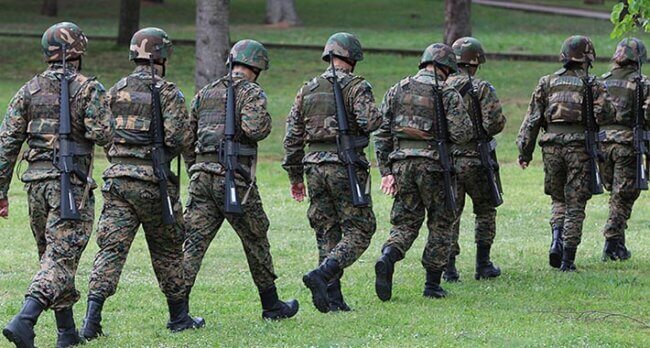 Oružane snage BiH daju preko 7 miliona KM za nove terenske uniforme ...