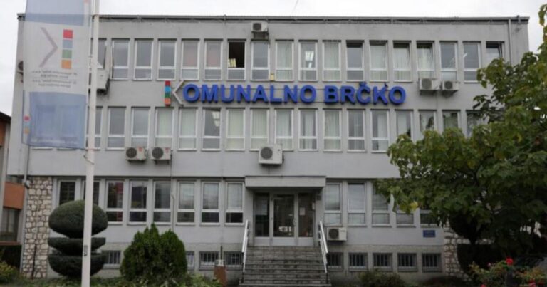 JP KOMUNALNO BRČKO NABAVLJA TRAFOSTANICU: Kontradiktornosti u ...